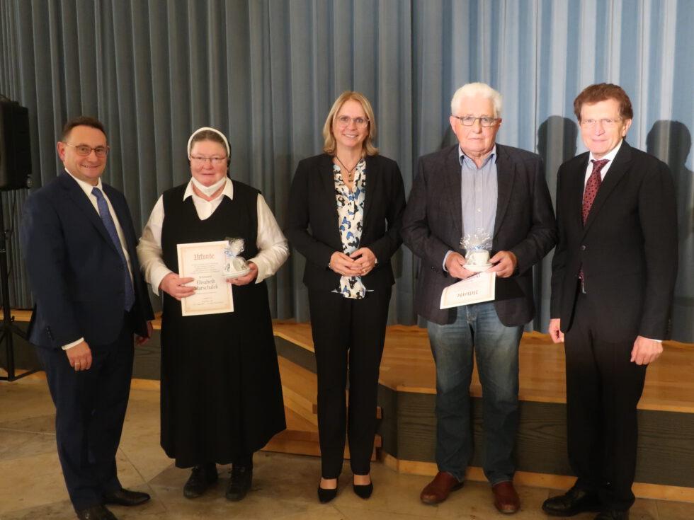 Auszeichnungen für Schwester Maria Elisabeth Marschalek und Hermann ...